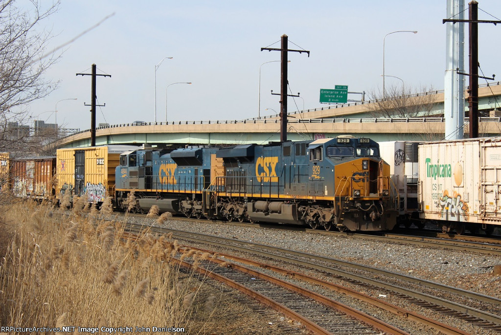 CSX 929